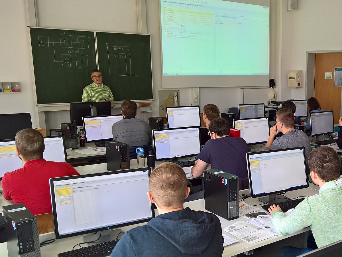 SAP-Factory: Zertifizierungskurs „Anwendungsentwicklung mit ABAP“