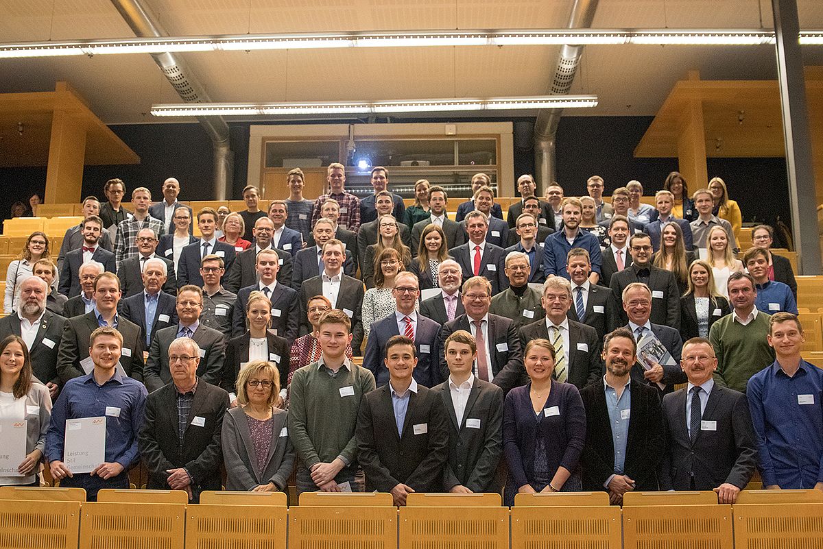 Rekord: OTH Amberg-Weiden Spitzenreiter beim Deutschlandstipendium