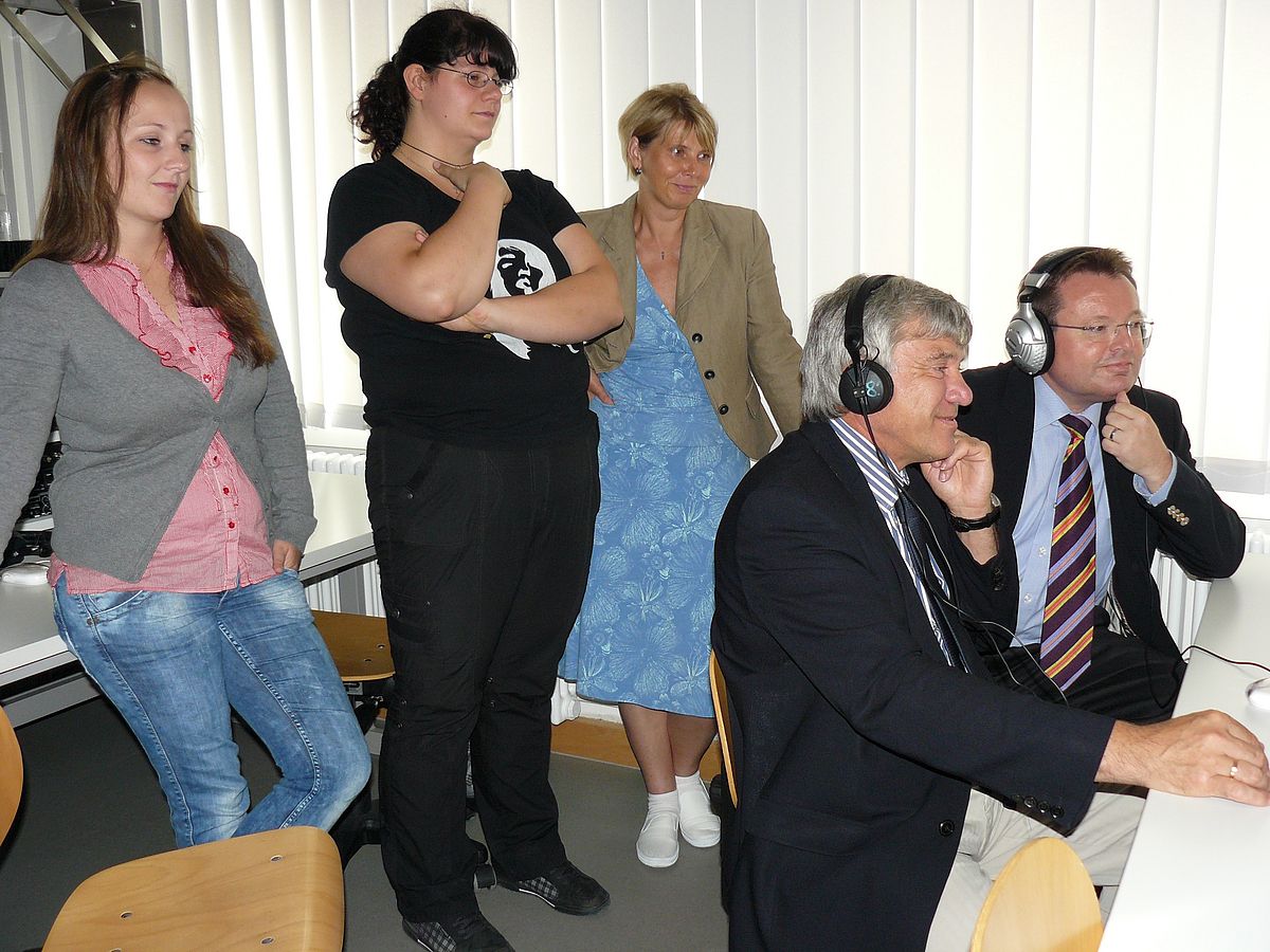 MdB Alois Karl: Besuch der HAW-Sommerakademie 2010