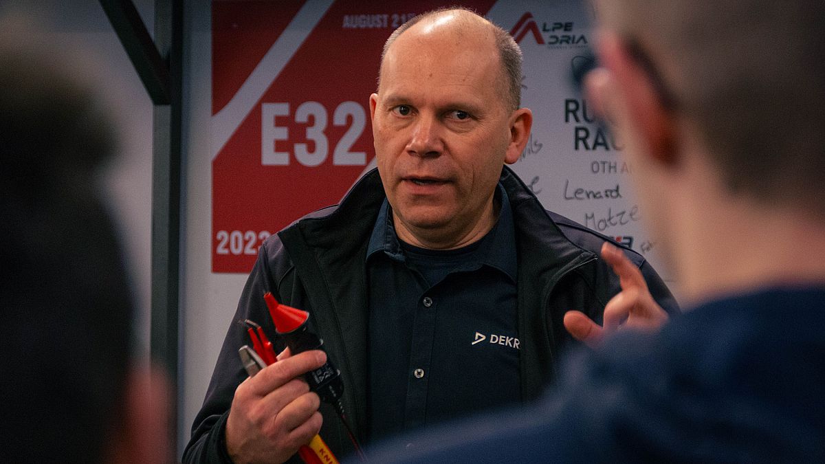 Hochspannung an der OTH AW: Running Snail Racing Team setzt auf ...